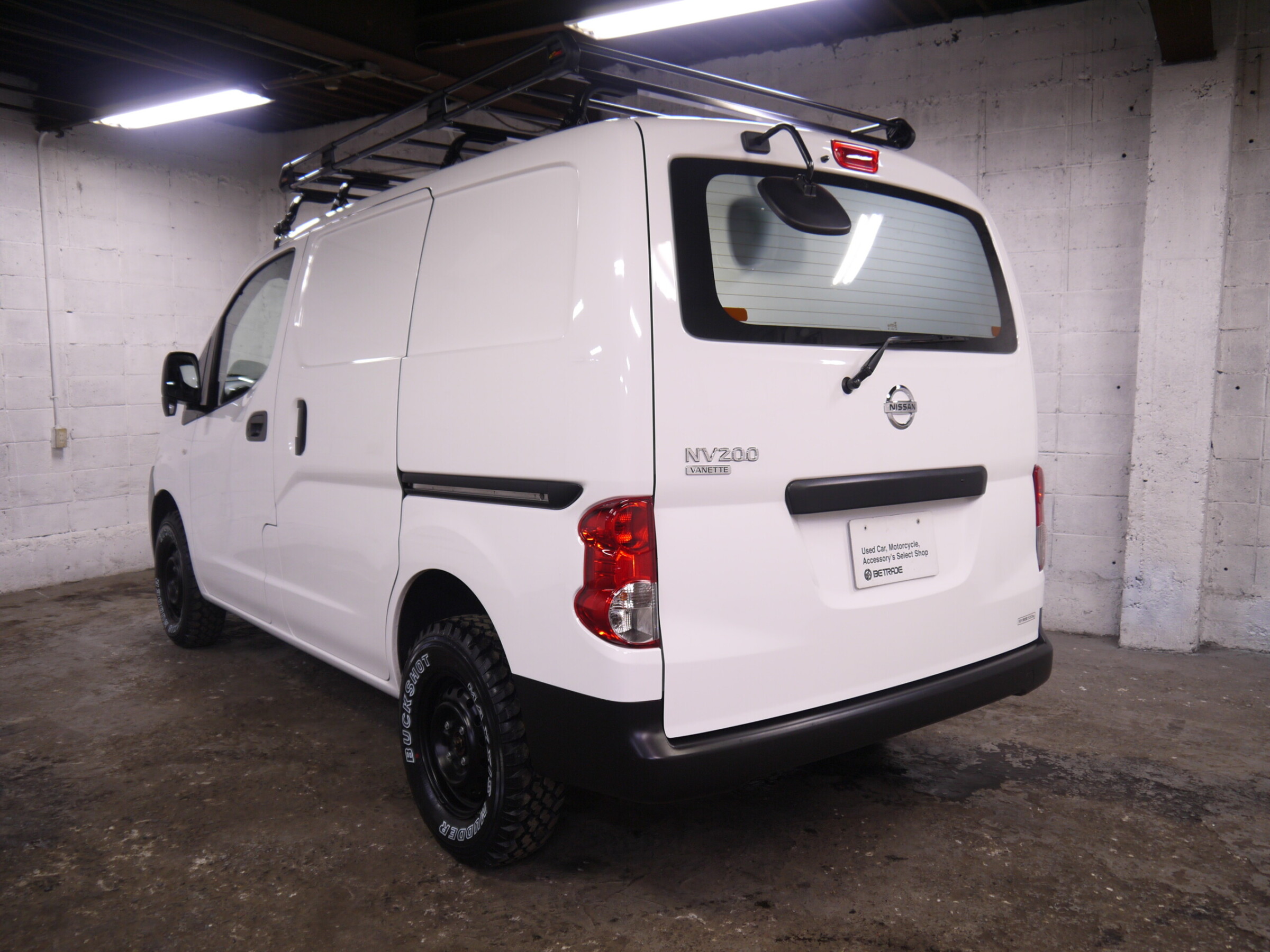 Nissan Nv200 Vanette Van Nv200バネットバン 1 6dxルートバン4wd｜stock｜札幌の中古車販売・カスタム
