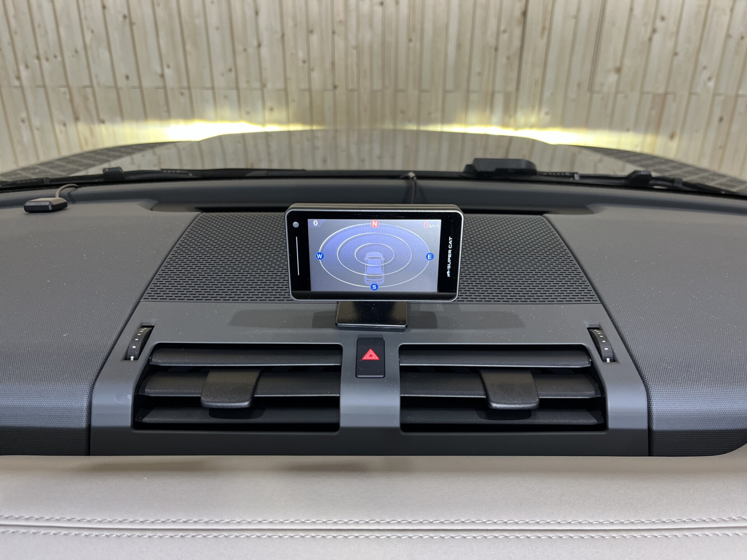 LAND ROVER ディフェンダー110 110S 3.0L D300 ディーゼルターボ｜STOCK｜札幌の中古車販売・カスタム ...